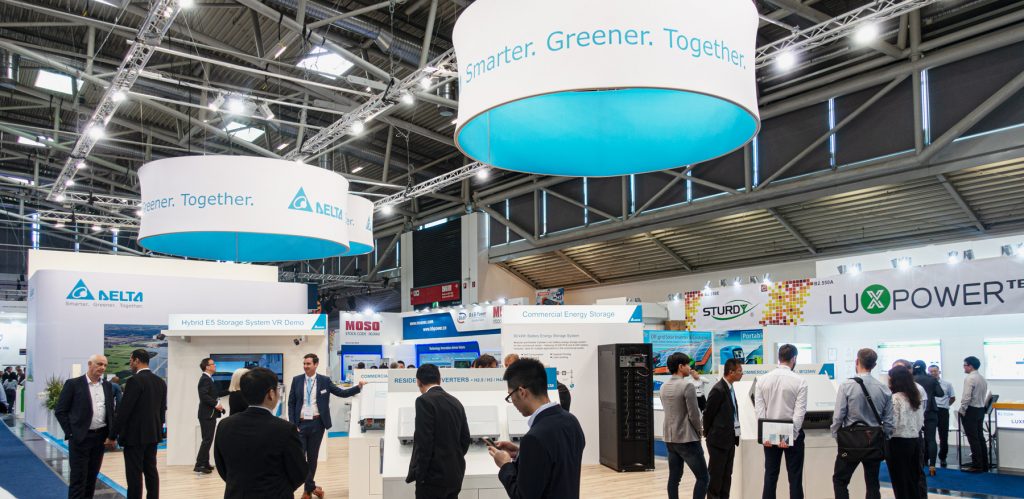 Digital interactive exhibitions during the pandemic – Glitch