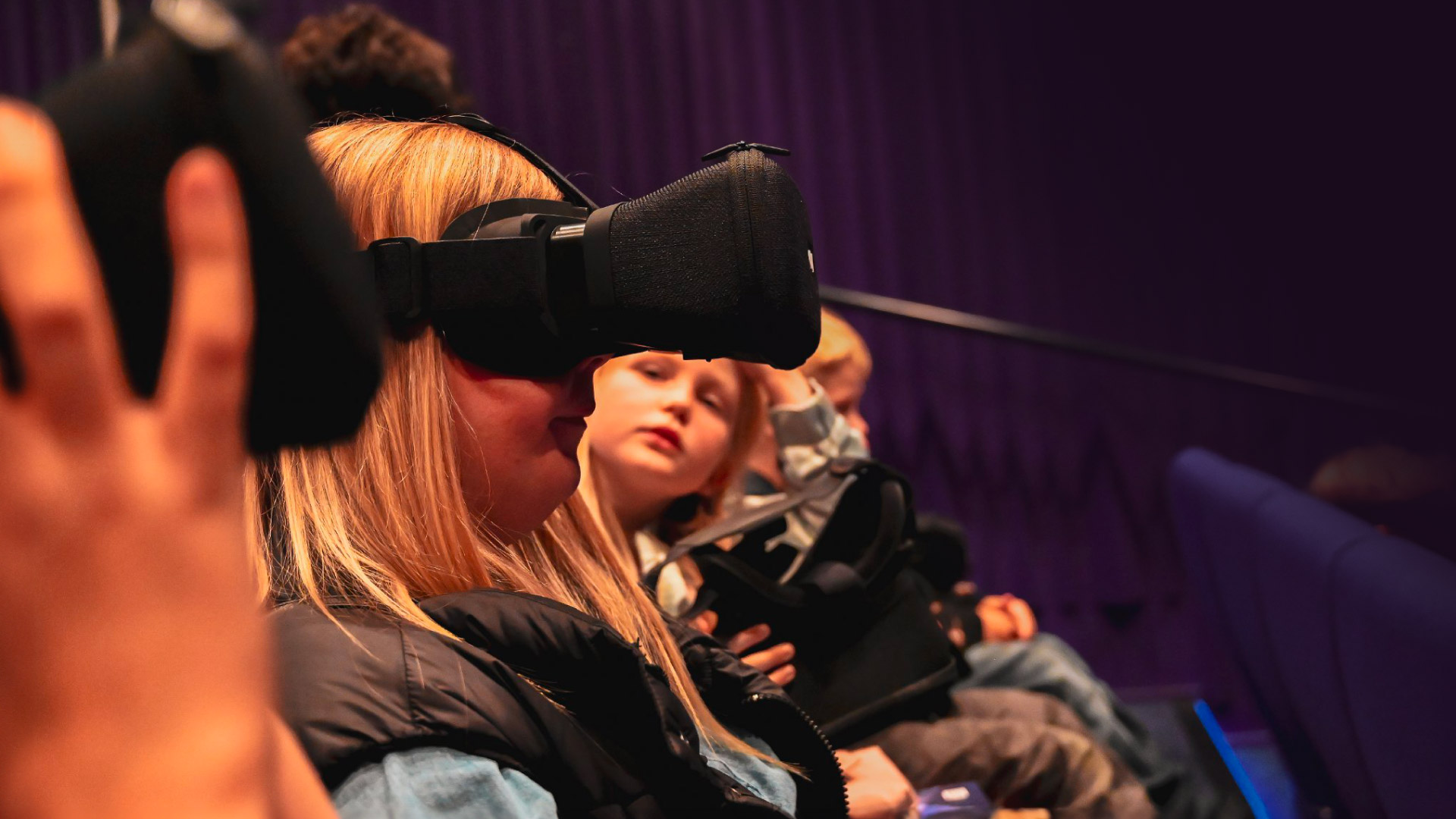 Theatre reimagined with AR – Glitch